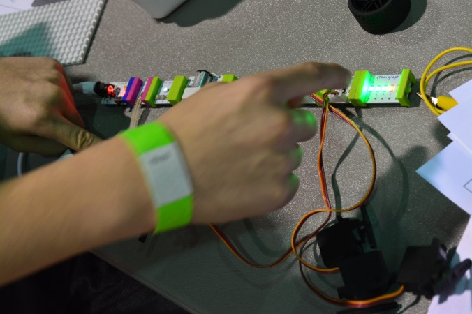 Mini Maker Faire and “A Different Kind of Literacy” | Petite Texan ...